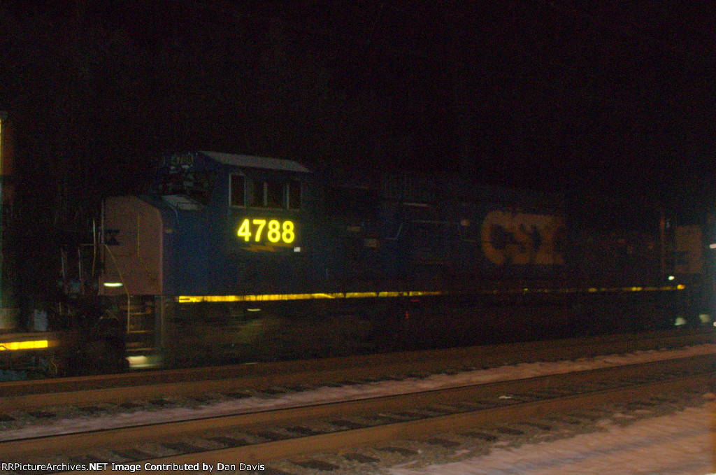 CSX SD70AC 4788 trails on Q703-24